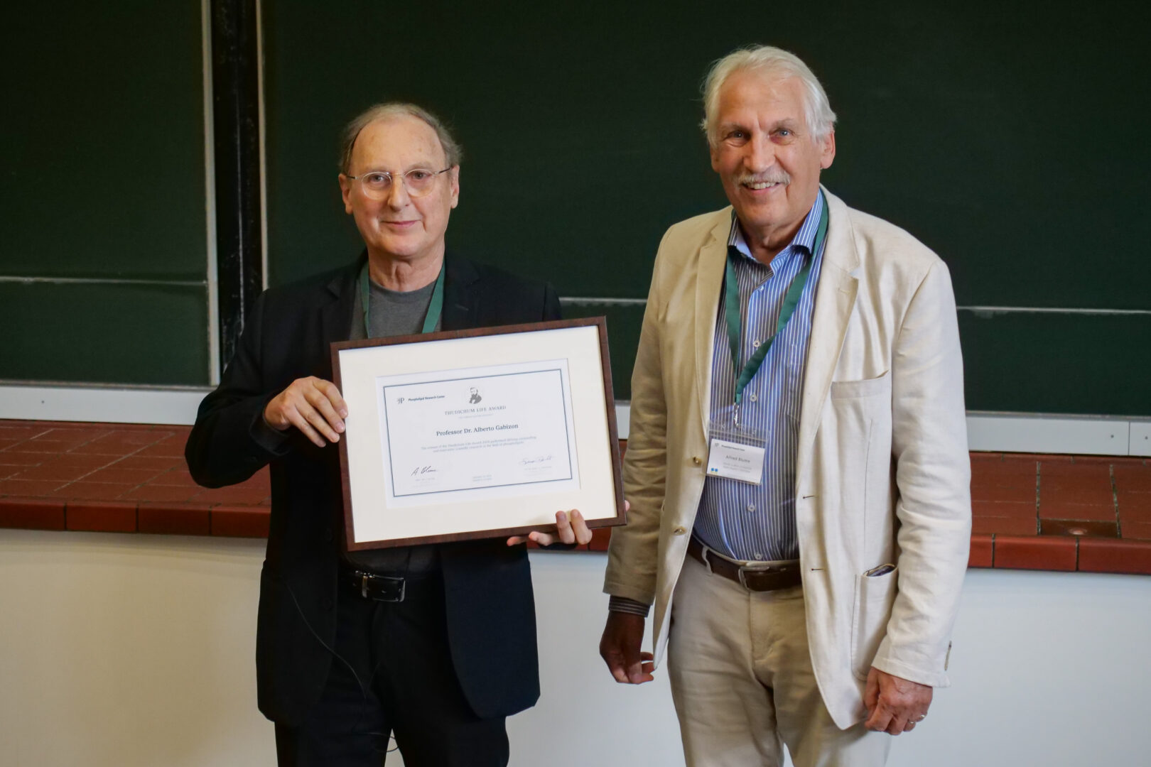 8th International Symposium on Phospholipids in Pharmaceutical Research ...